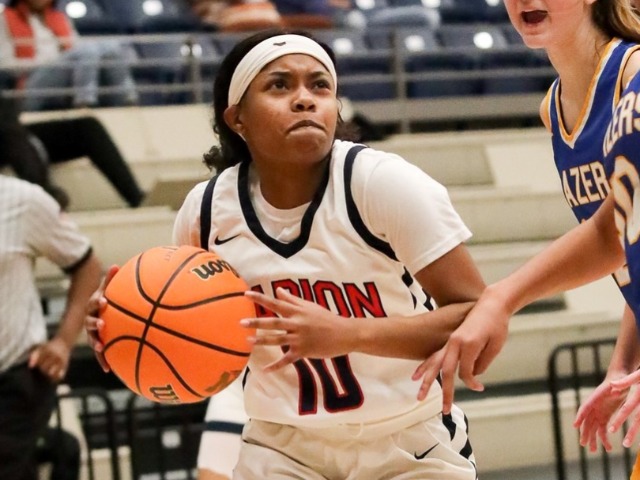 Marion downs Valley View for fourth straight win - Marion High School ...